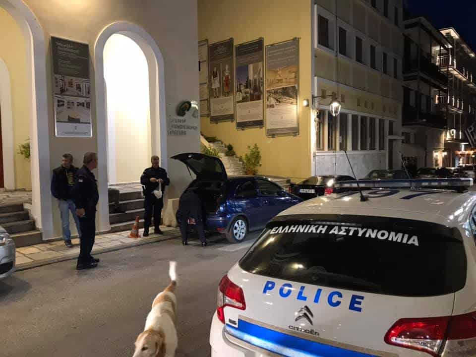 Σύλληψη στους Δελφούς για διακίνηση πλαστών χαρτονομισμάτων των 50 ευρώ ...