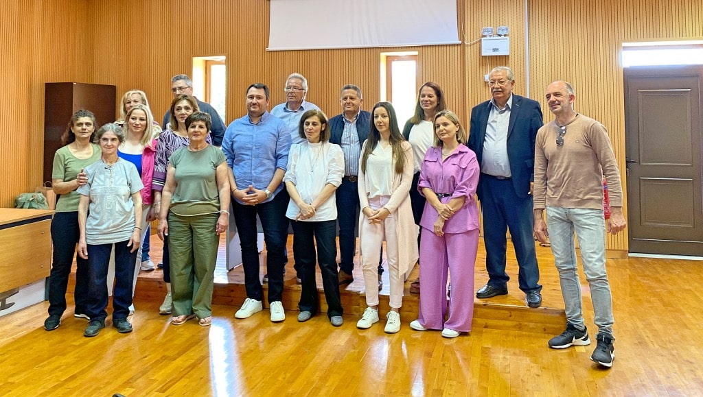 Fokidanews | Ενημέρωση από τη Φωκίδα | Ορκωμοσία υπαλλήλων του “Βοήθεια ...